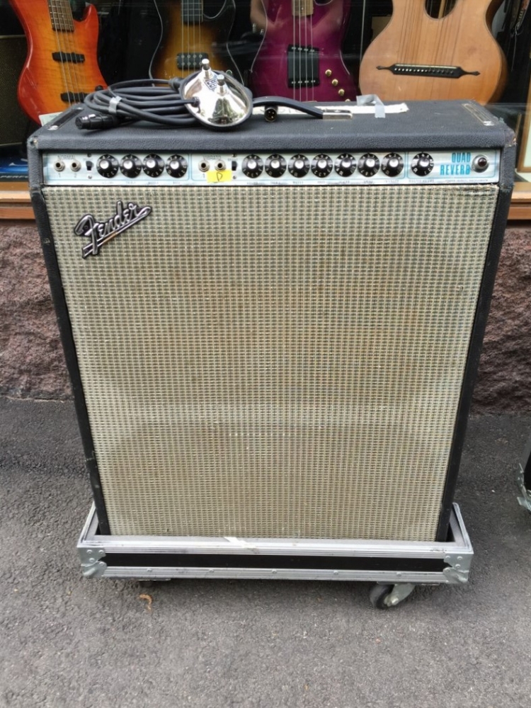 FENDER QUAD REVERB 1972 - Kitarapaja